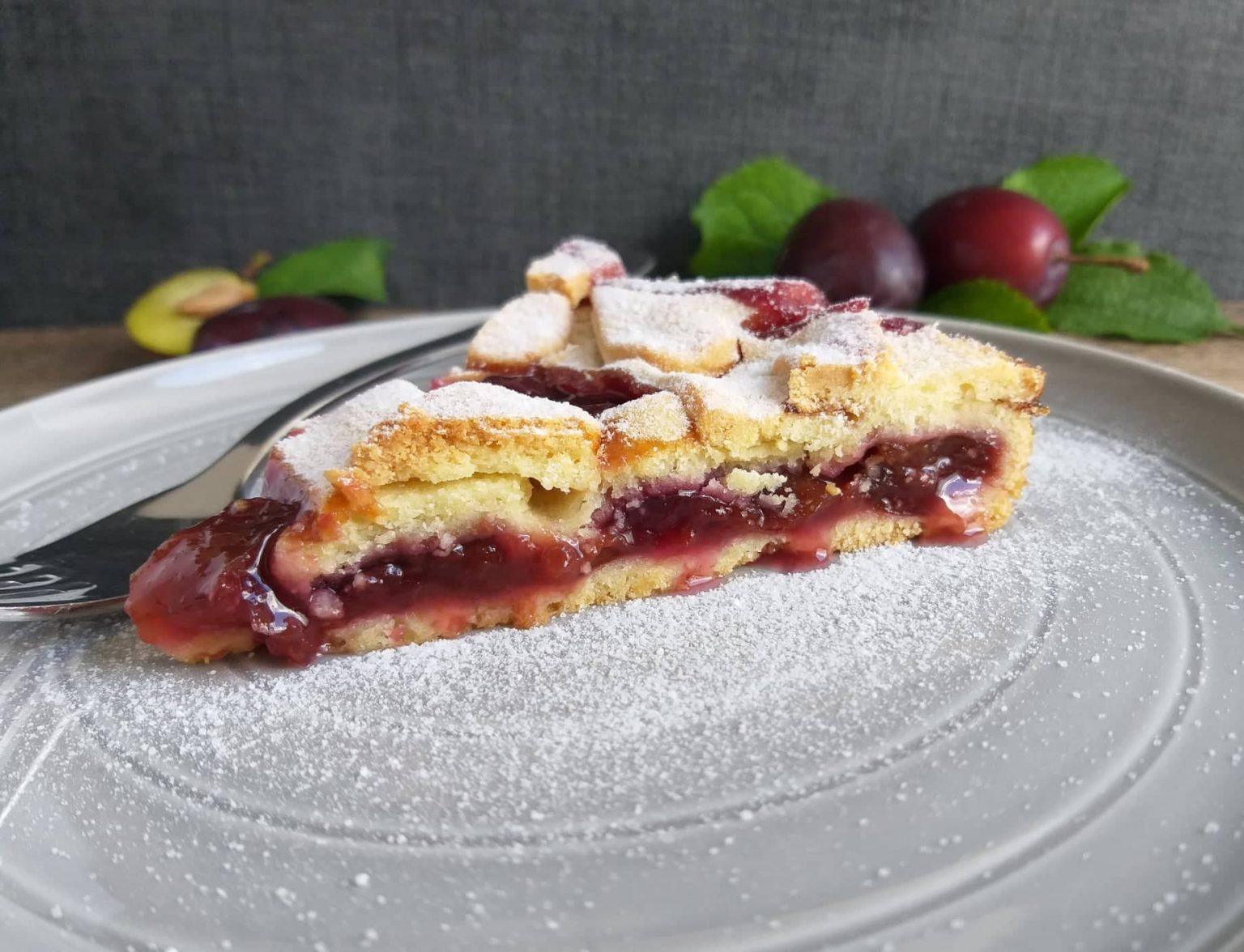 Slivova pita z medom in rdečim vinom - Pite, Recepti Pelicious